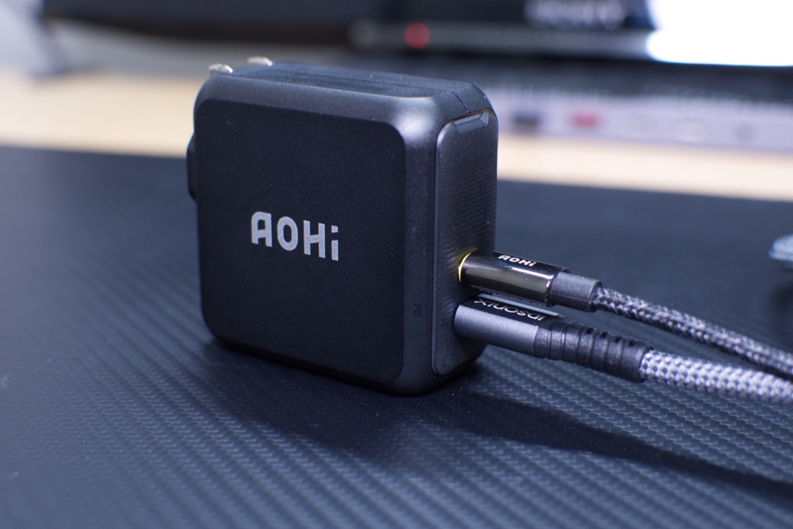 【AOHI MAGCUBE PD 100W】PCとiPad Proを同時に充電できる2ポート充電器をレビュー | ポテイモブログ